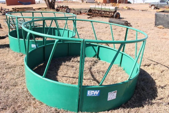 ROUND BALE HAY RING | Online Auctions | Proxibid