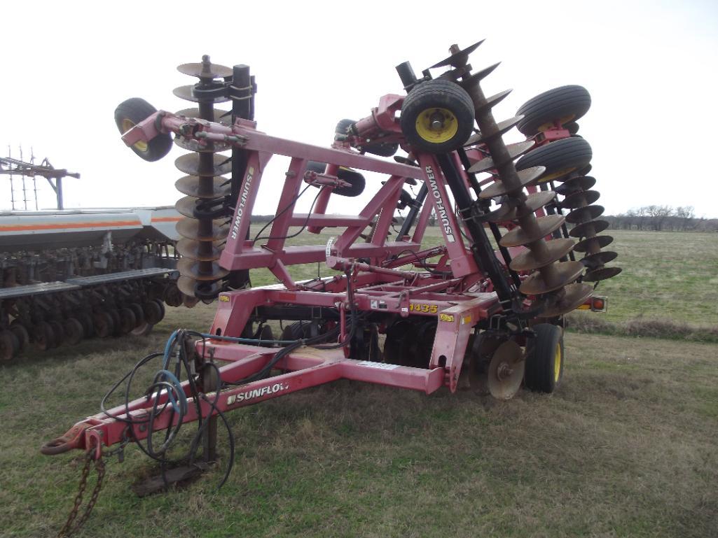 SUNFLOWER 1435 OFFSET DISC, MODEL 1435-26, S/N | Proxibid