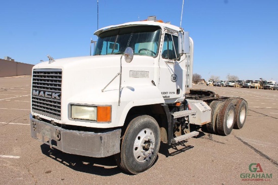 1998 MACK CH613 T/A TRUCK TRACTOR, S/N 1M1AA12Y9WW099465, E7 ENG, 10 SPD TRANS, OD READS 632520 ...