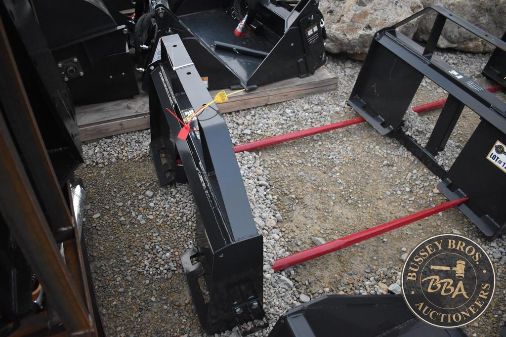 2023 LANDHONOR BS-12-2500G BALE SPEAR 27619 | Proxibid