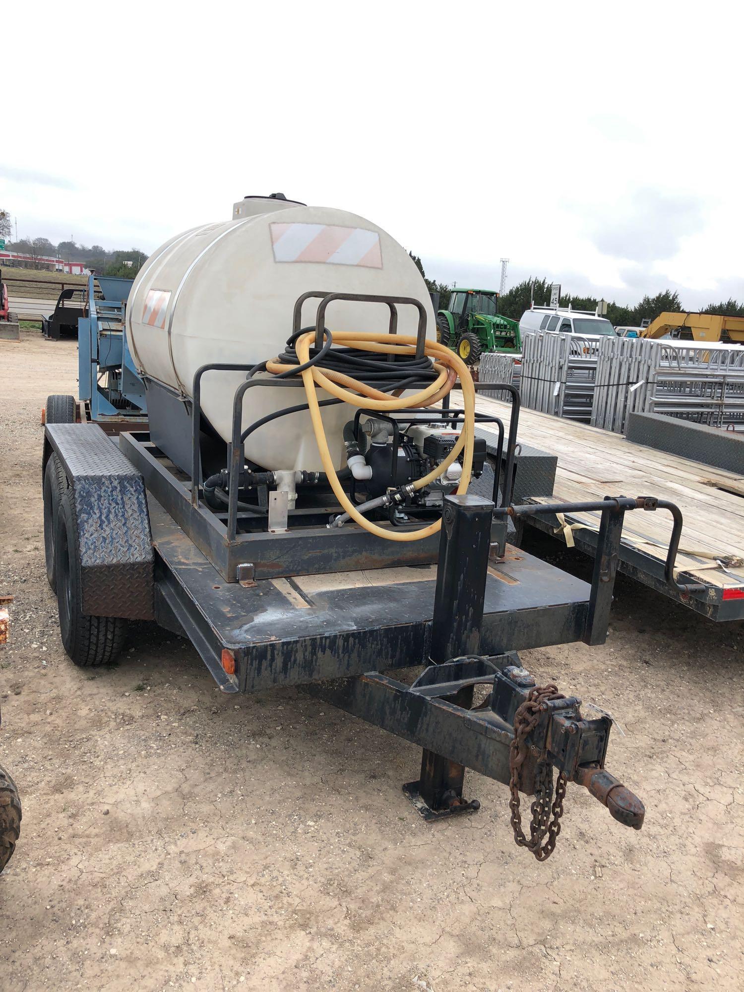 Tandem axle trailer with 500 gallon water tank | Proxibid