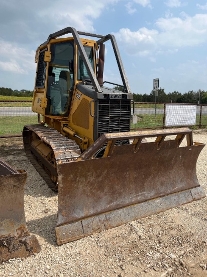 JD 650 H with Cab/Air/Radio 8'9" 6 Way Blade Ripper w/ 2 Shanks Side ...