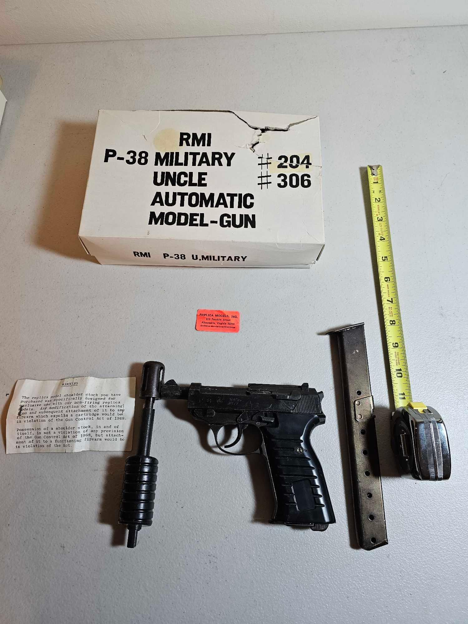 P-38 MILITARY REPLICA MODEL GUN | Proxibid