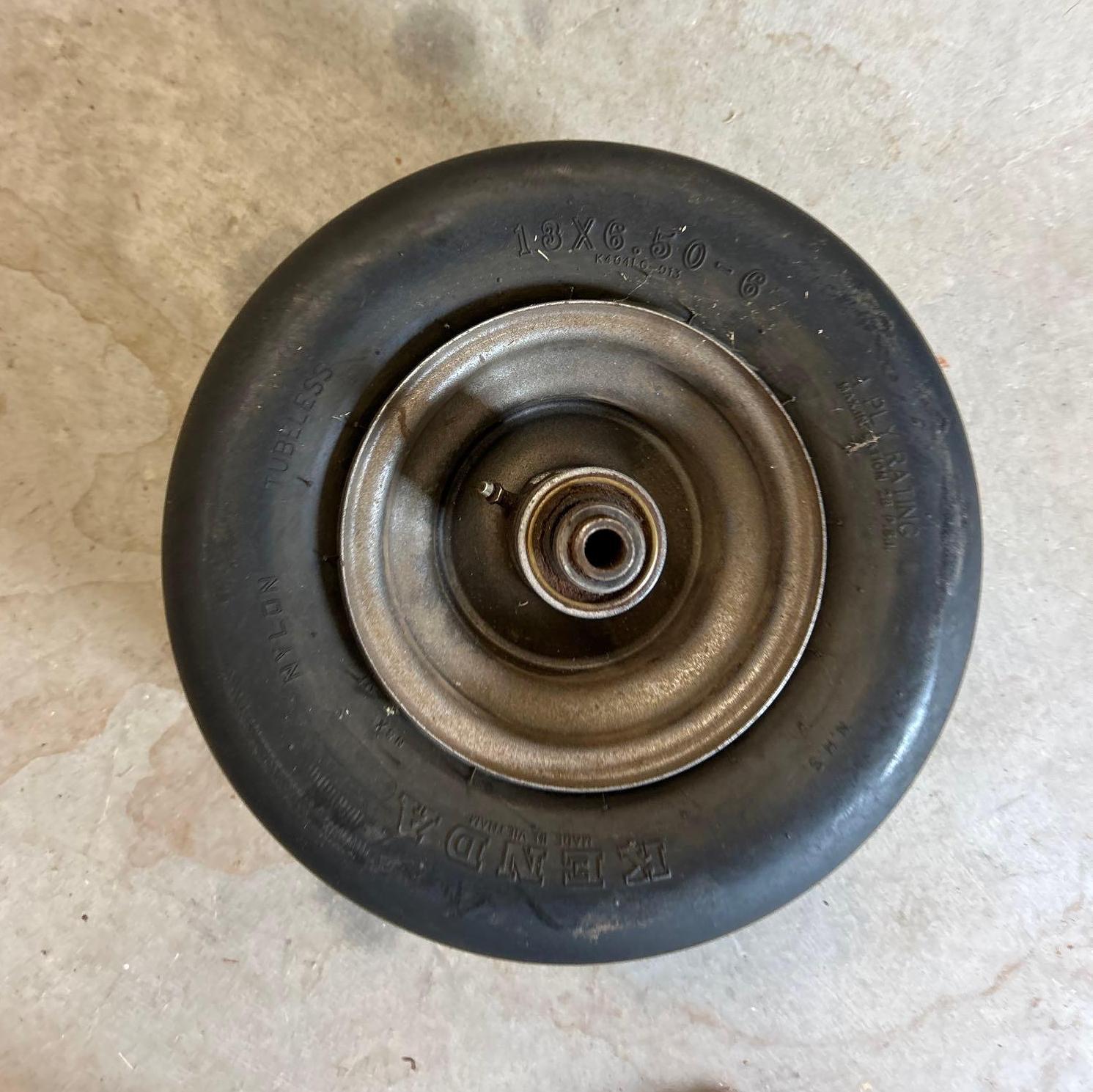 zero turn mower caster wheel and tire | Proxibid