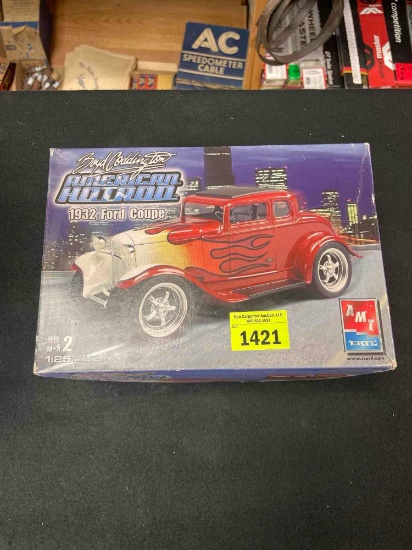 Ertl AMT Boyd Coddington American Hotrod 1:25 Scale 1932 Ford Coupe ...