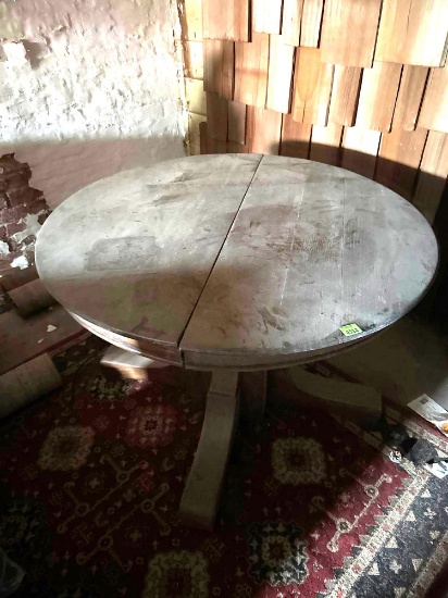 Vintage Wood table, bring Help to move, item located in basement ...