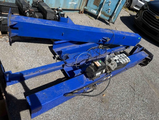 Automotive lift Condition unknown Fork lift will be available to load ...