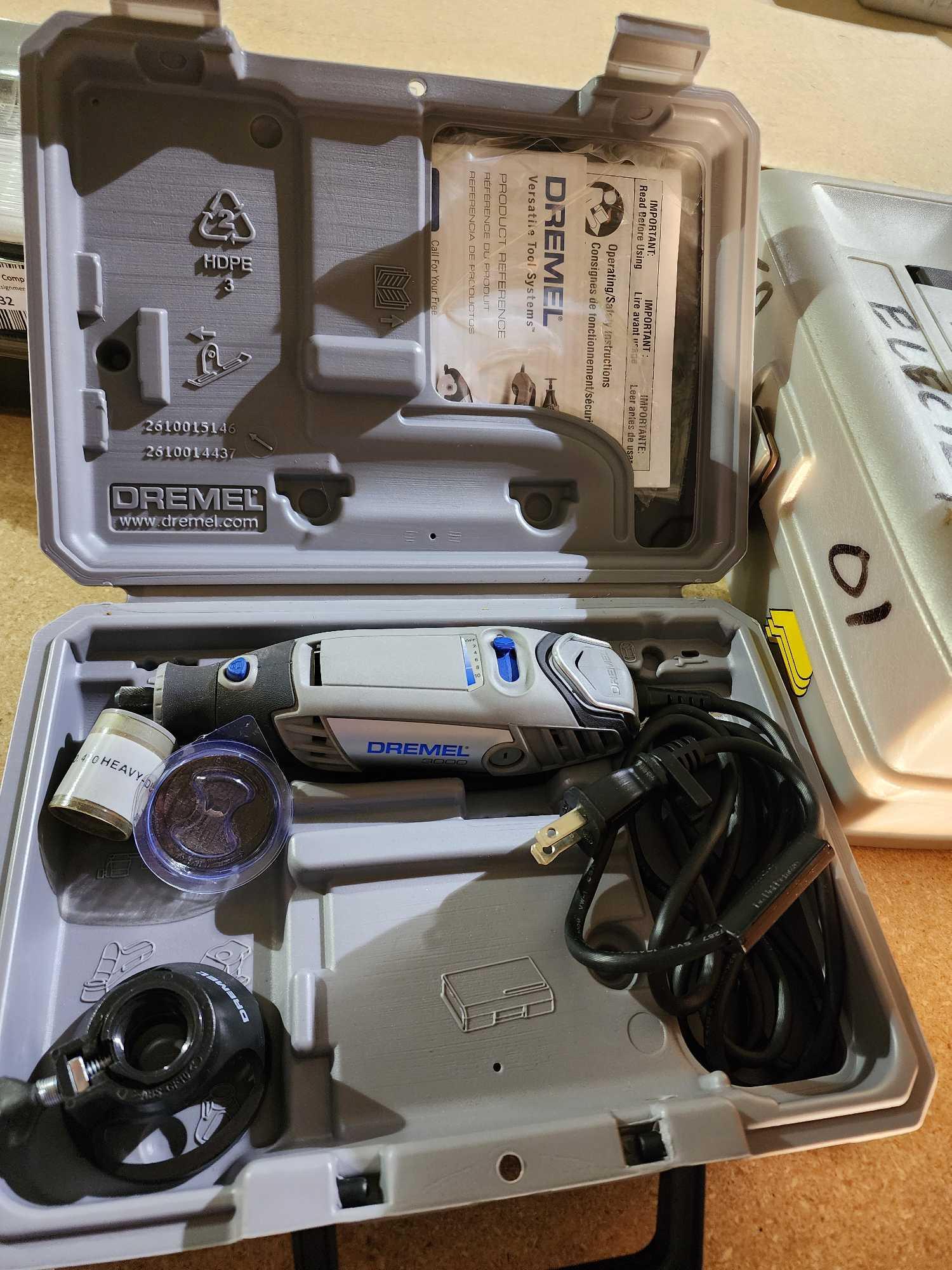 Dremel 3000 tool in plastic case. | Proxibid