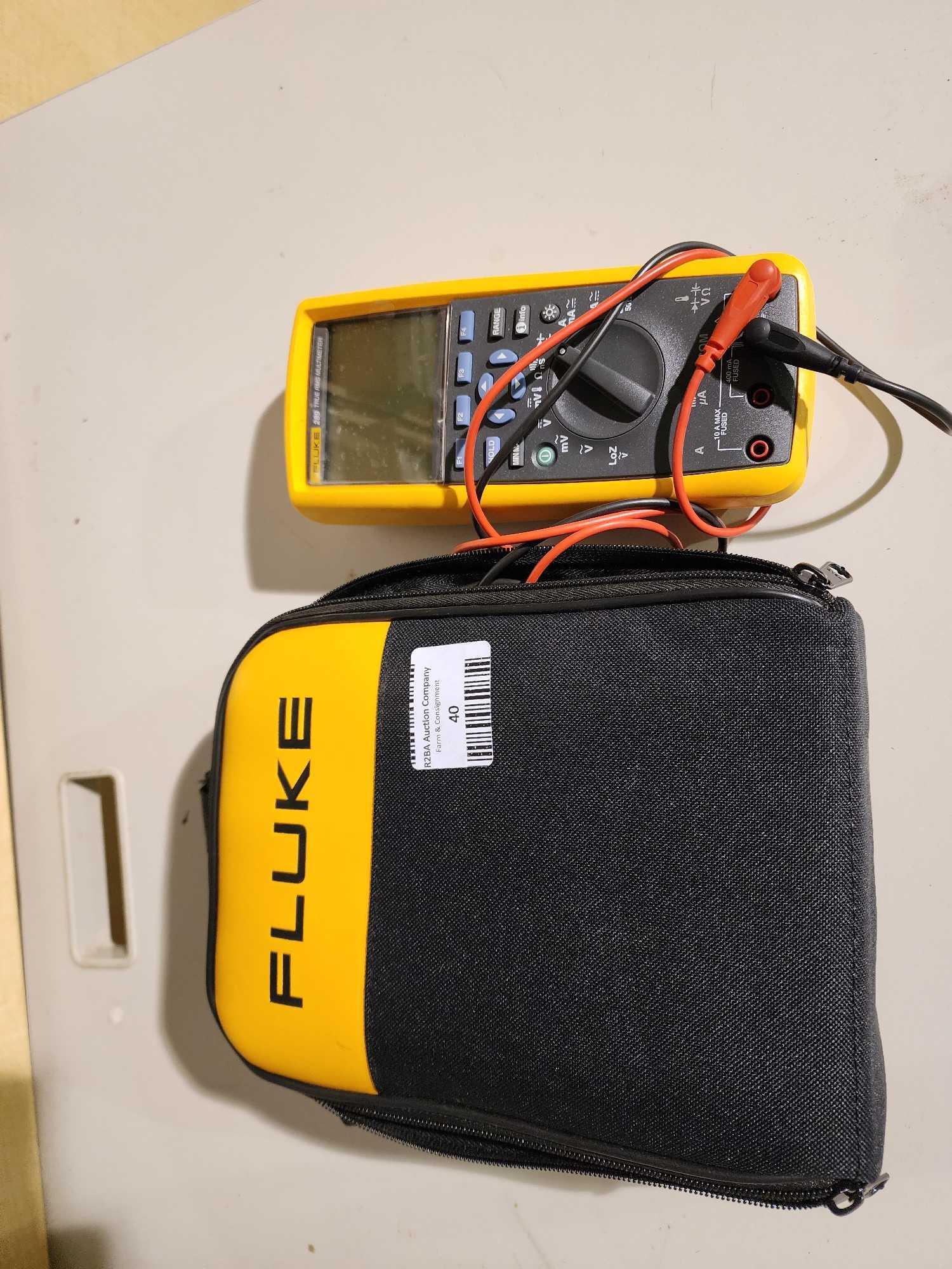 FLUKE voltage meter in nylon case. Like new. | Proxibid