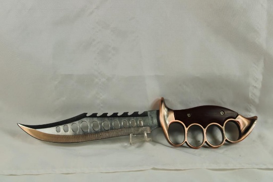 One Maxam tactical knife with sheath. In box. | Online Auctions | Proxibid