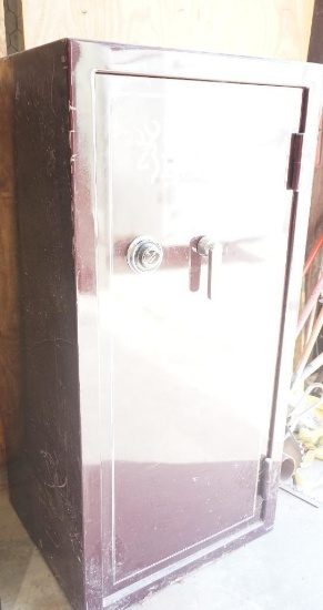 Browning gun safe, locked with no key or combination. Cut open in back ...