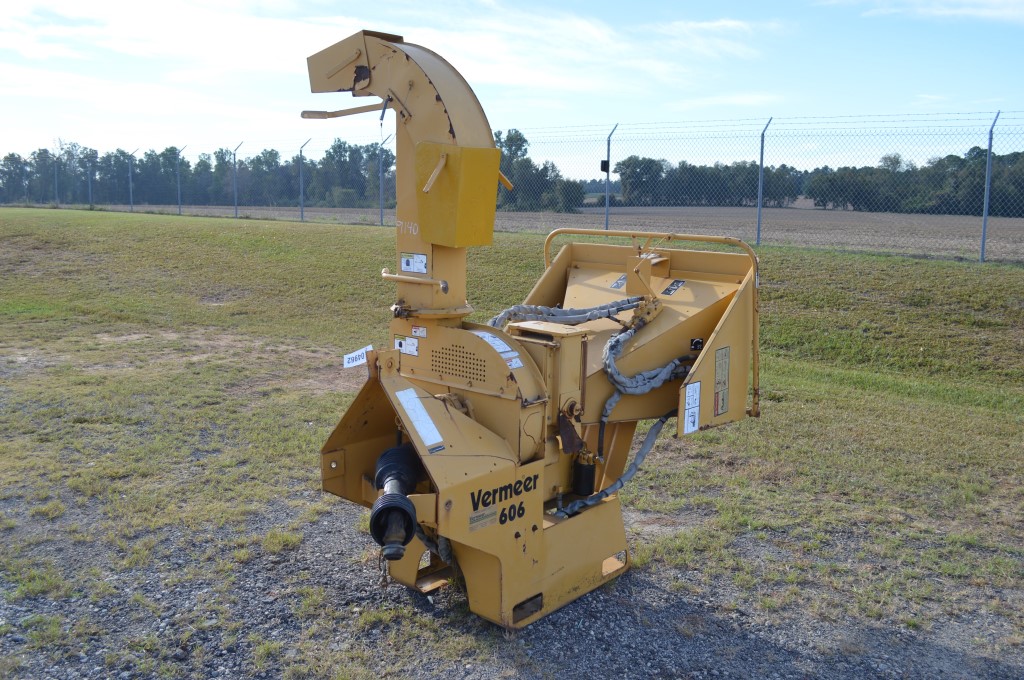 Vermeer Pto Wood Chipper Vermeer BC200 | Wood Chippers | Vermeer UK