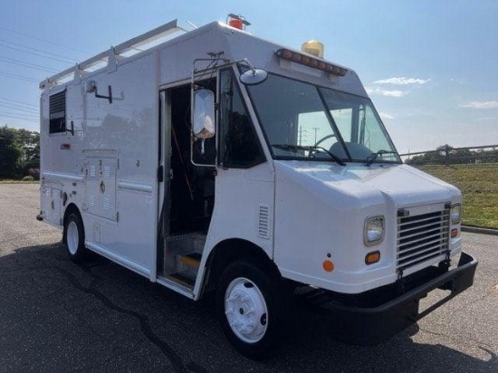 2016 Freightliner MT45 15 FT Step Van | Commercial Trucks Van & Cargo ...