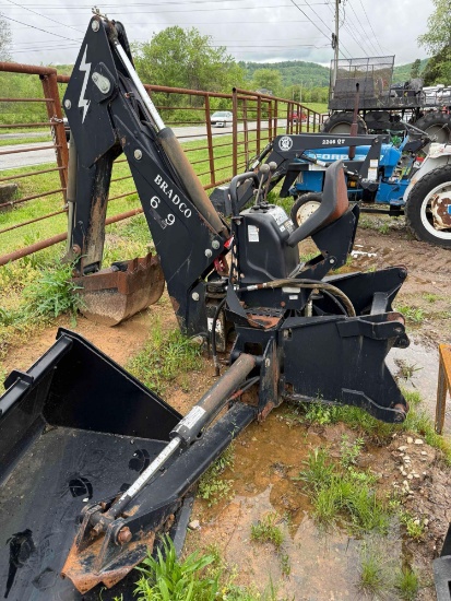 Bradco 60 Backhoe Attachment | Heavy Construction Equipment ...