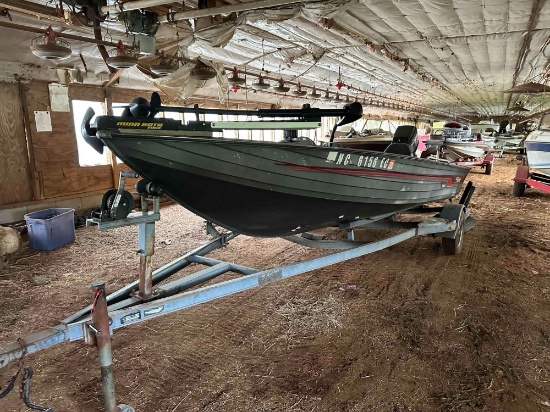 Fisher 18ft Bass Boat | Cars & Vehicles Boats & Watercrafts | Online ...