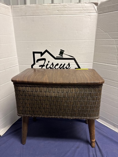 Sewing Bench with Storage | Online Auctions | Proxibid