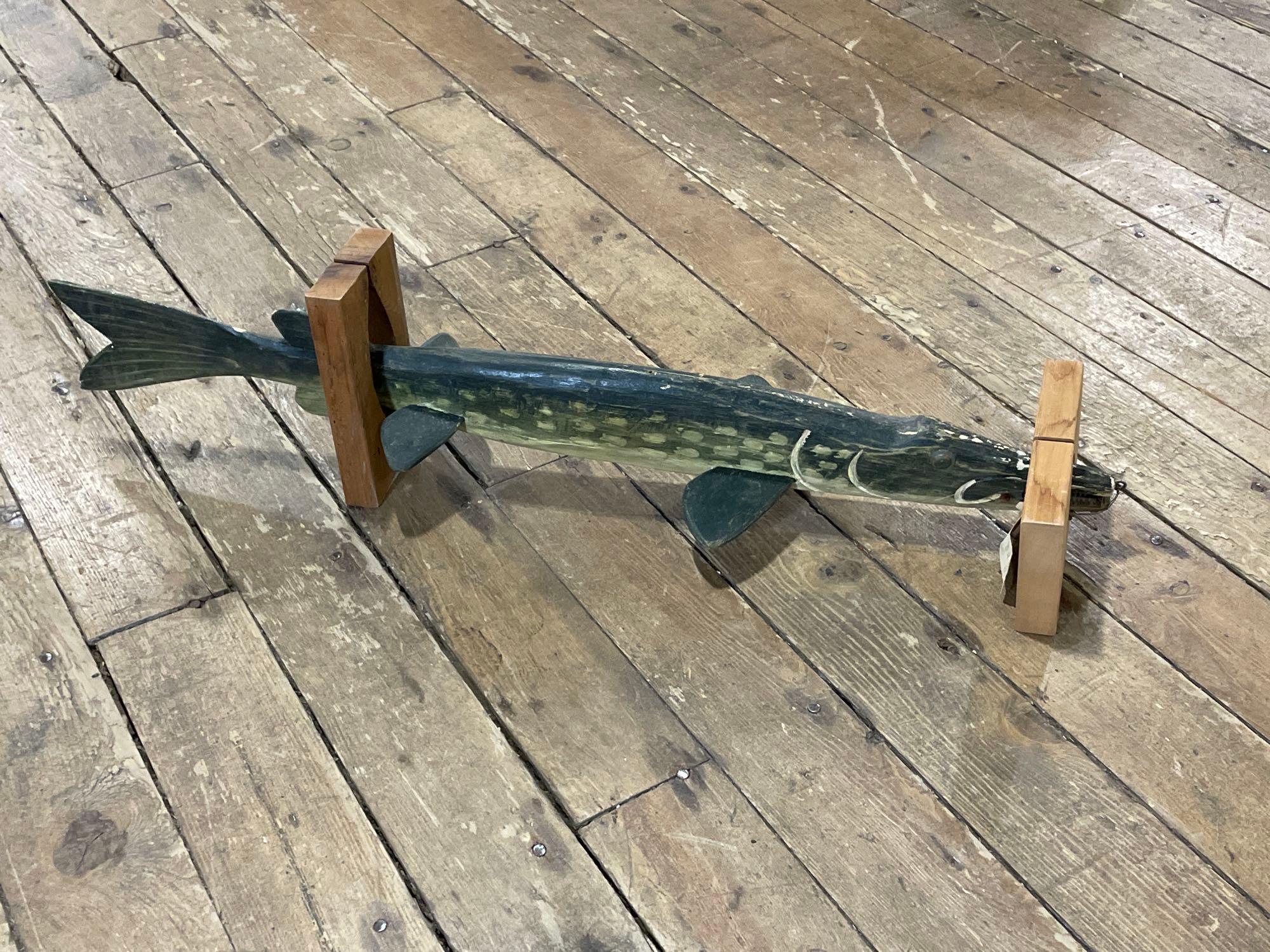 Vintage ice fishing northern pike decoy | Proxibid