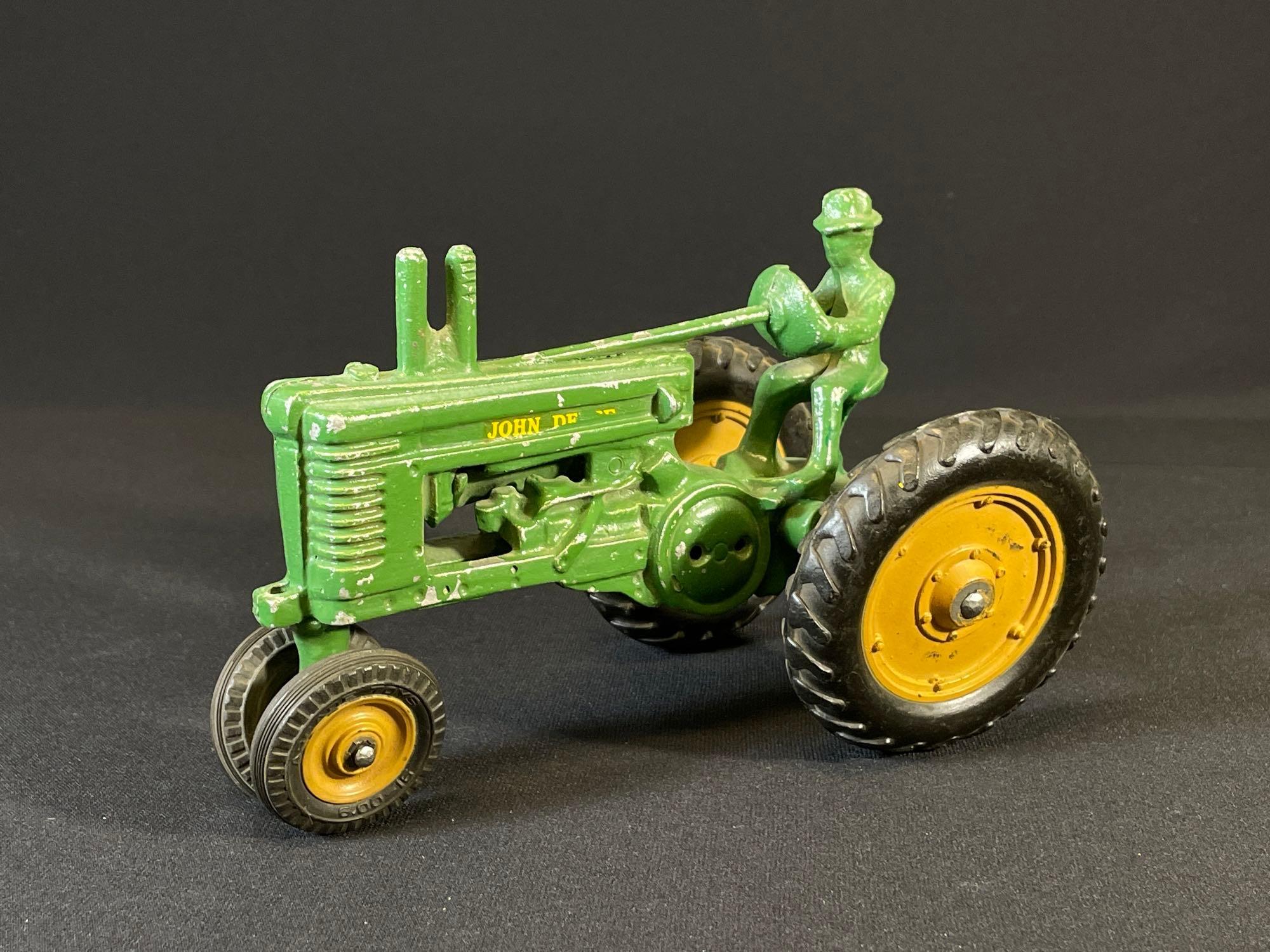 Vintage John Deere w/ rider -see photo's- | Proxibid