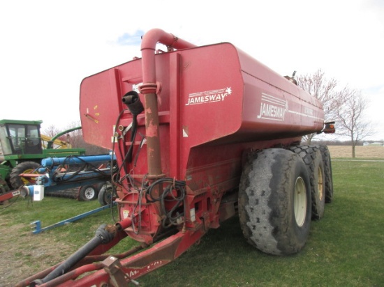 Jamesway ultratrac 6200 gallon tri axle manure tanker | Farm Equipment ...