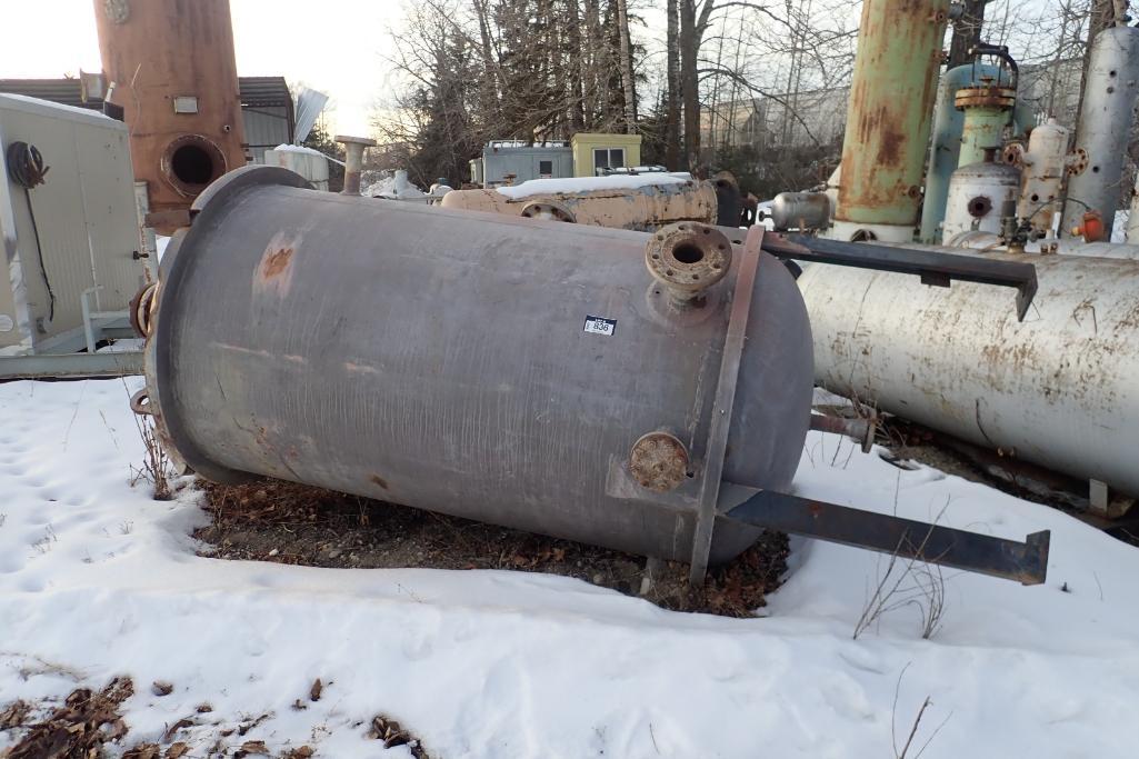 Pressure Vessel w/Stand and Lifting Lugs. | Proxibid