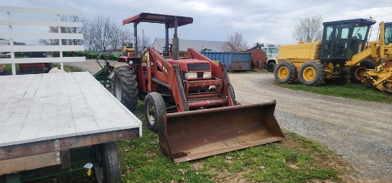 1992 Case International 495 Tractor W/Loader (RIDE AND DRIVE) | Farm ...