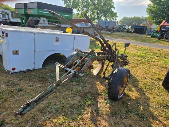 John Deere 2 axle Trailer Plow | Farm Equipment & Machinery Tillage ...