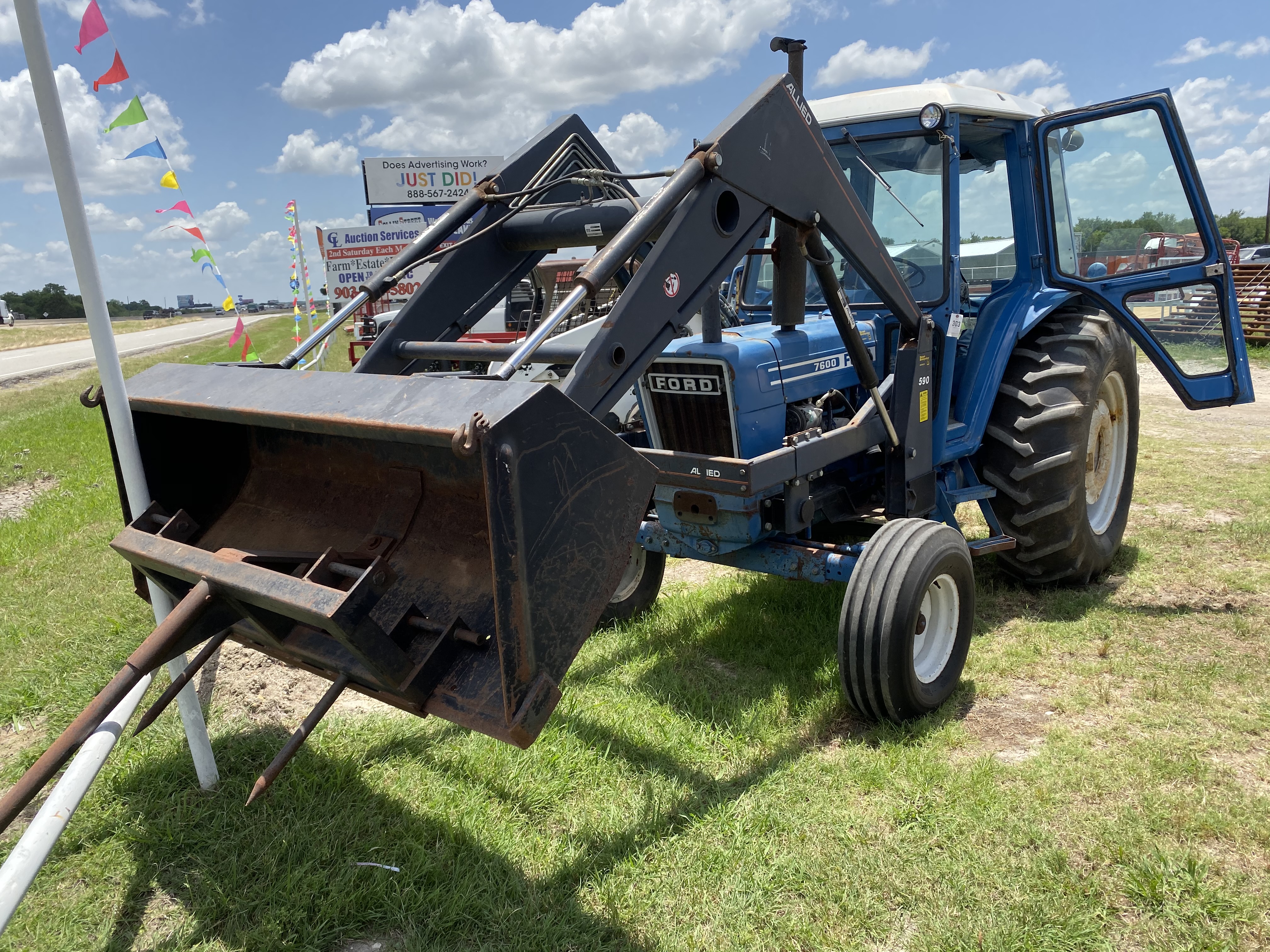 Ford Tractor With Bucket