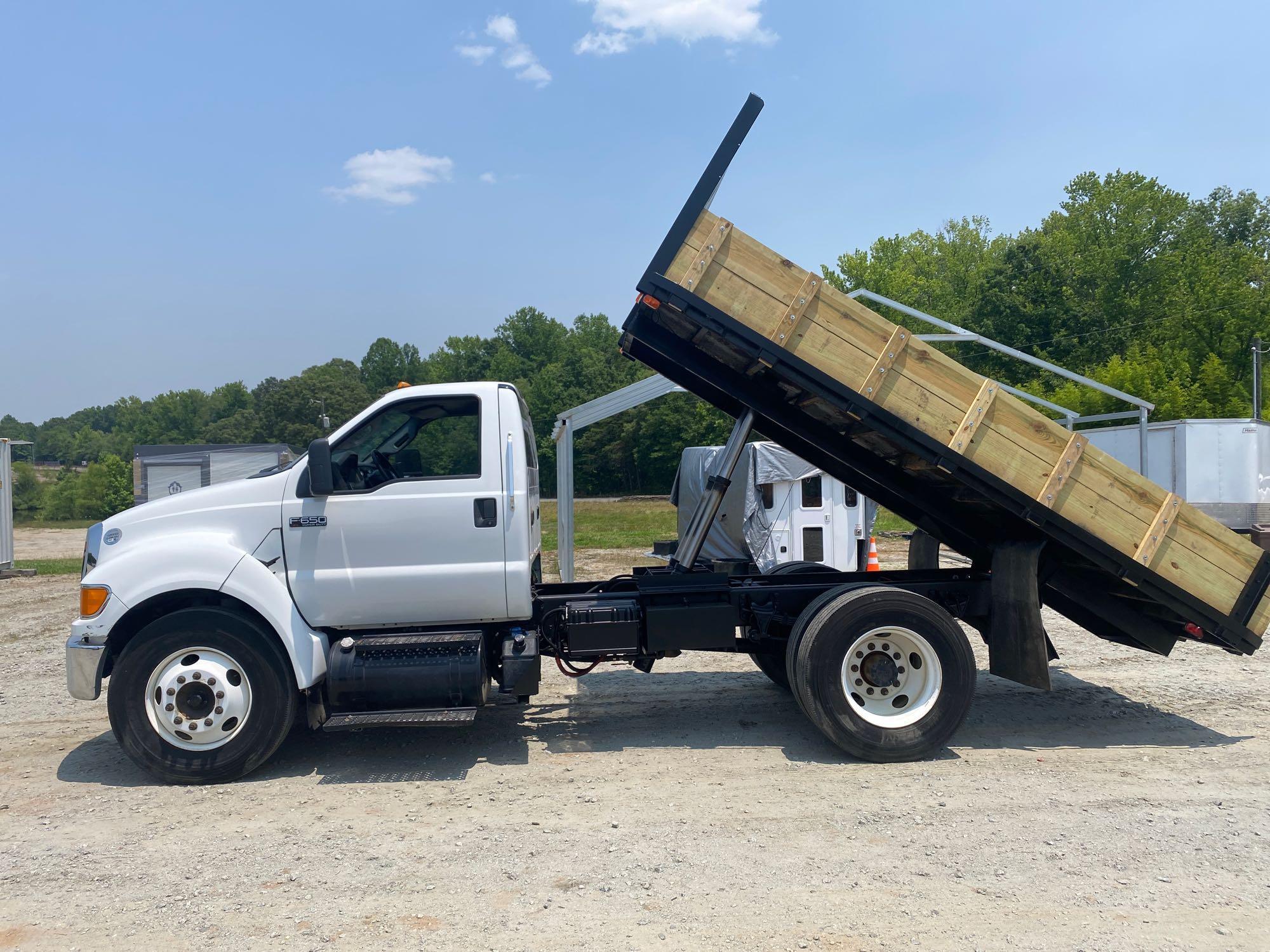Flatbed Super Duty Lifted