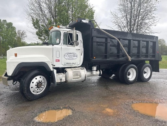 1995 MACK RD690 T/A DUMP TRUCK | Commercial Trucks Hauling & Transport ...