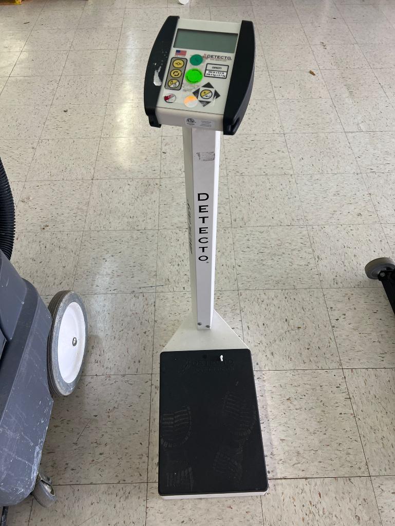 Detecto Digital Patient Scale | Proxibid