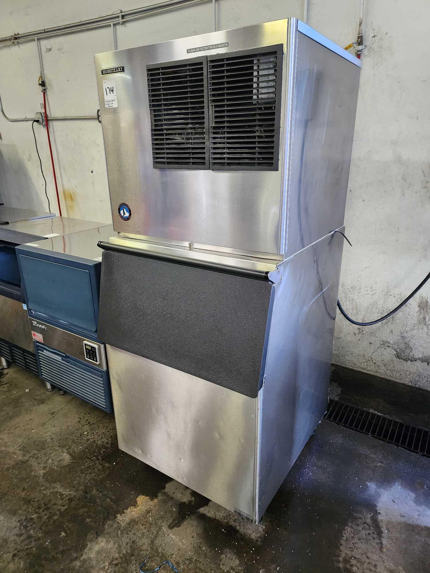 Hoshizaki 600 lb. Crescent Cube Ice Machine | Proxibid