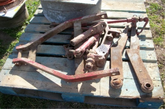 IH 2 pt Hitch Parts | Online Auctions | Proxibid