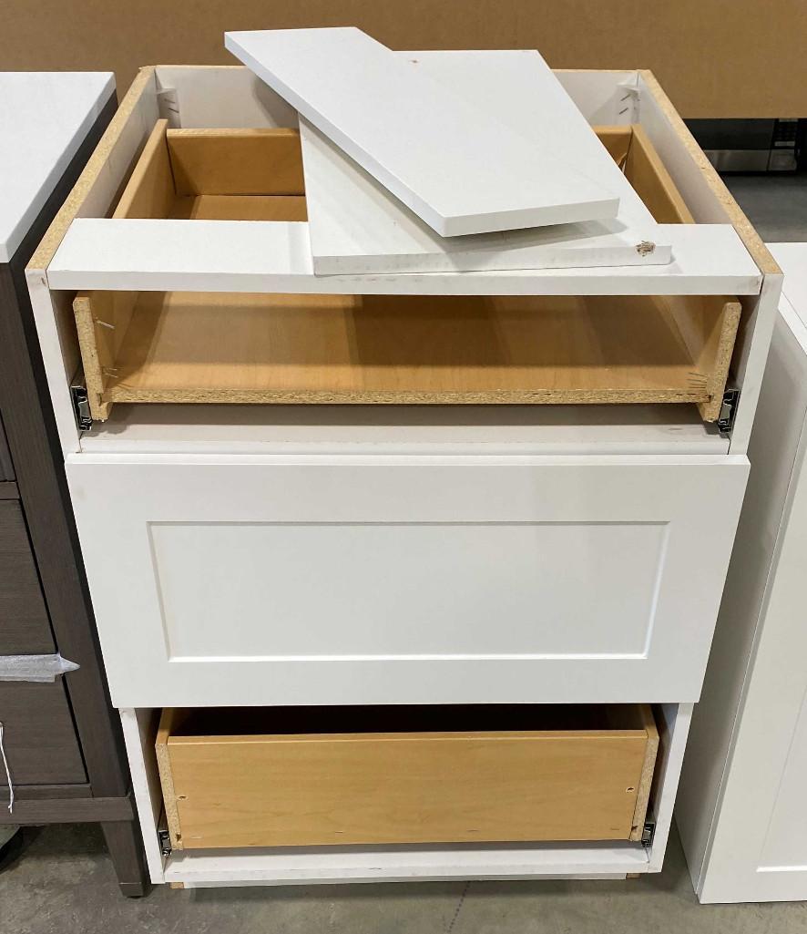35 in x 24 in CABINET, 3-DRAWER | Proxibid
