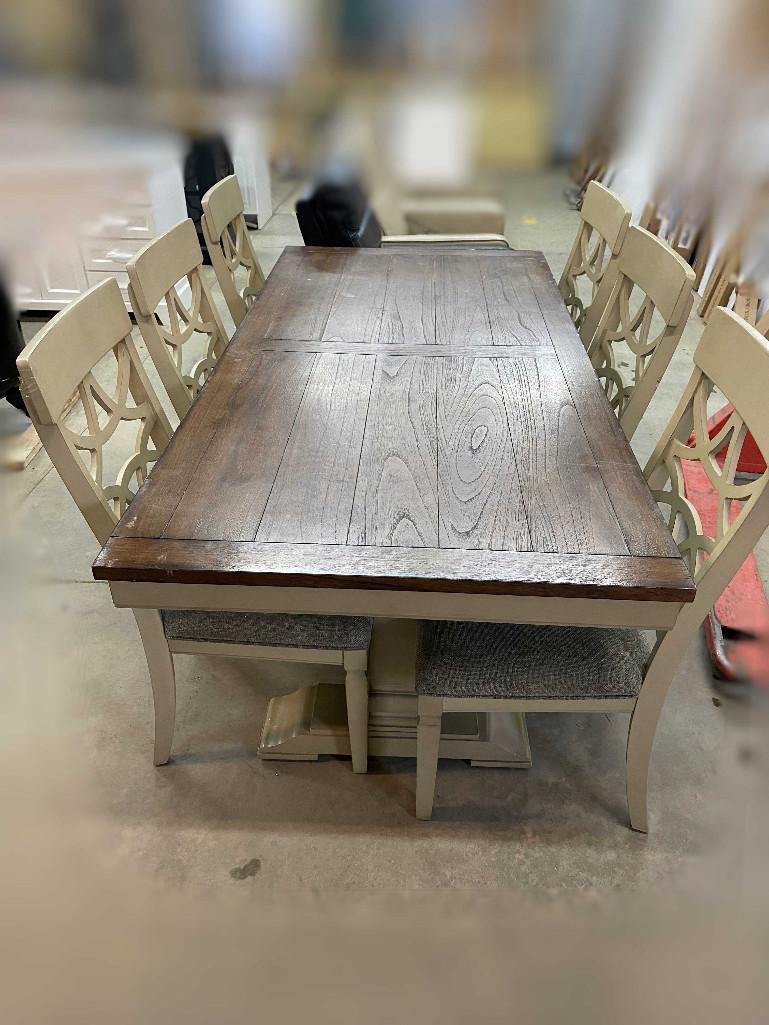 80 INCH TABLE WITH 6 CHAIRS | Proxibid