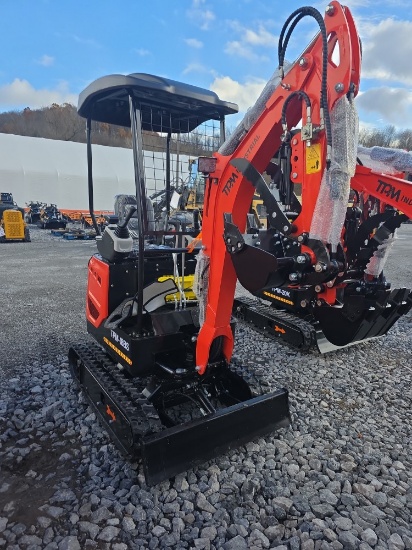 TPM TPM-18BS Mini Excavator w/ Pilot Controls and Hyd. Thumb | Heavy ...