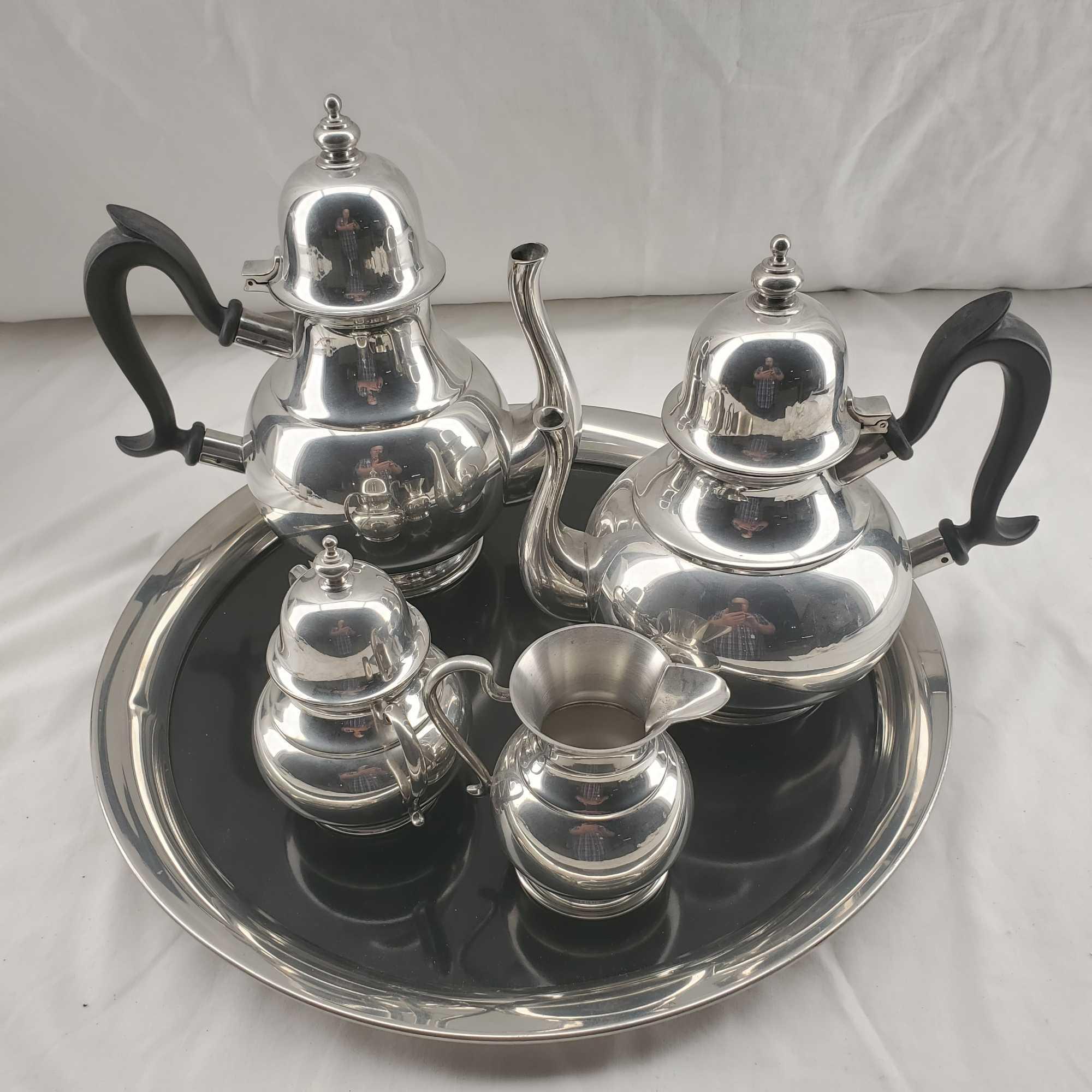 Colonial Tea Set
