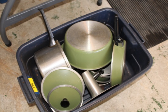 1 Lot of Aluminum Cook Ware | Online Auctions | Proxibid