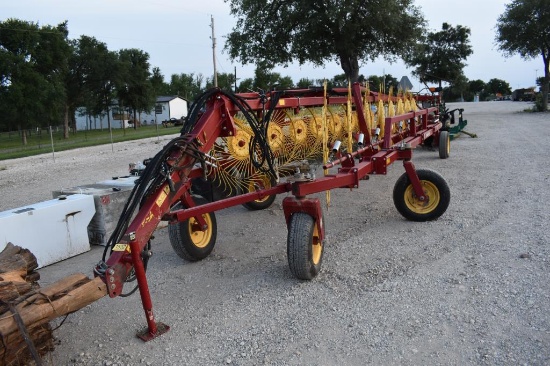 NH DURAVEE 2036 16 WHEEL HAY RAKE | Online Auctions | Proxibid