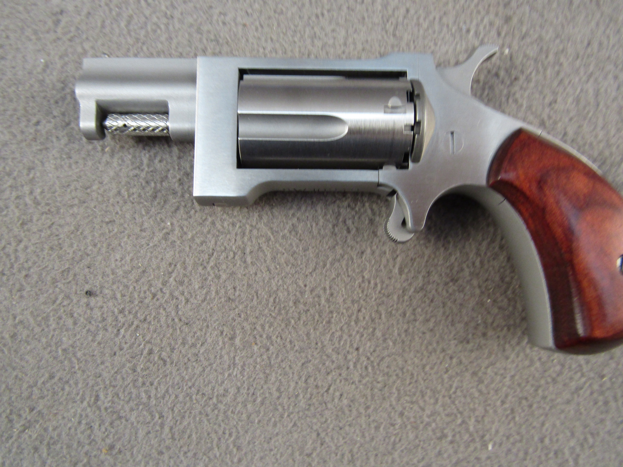handgun: NORTH AMERICAN ARMS, Model Sidewinder, | Proxibid