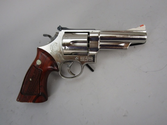 handgun: S&W Model 20-2, Revolver, .44Mag, 6 shot, 4" barrel, 10 ...