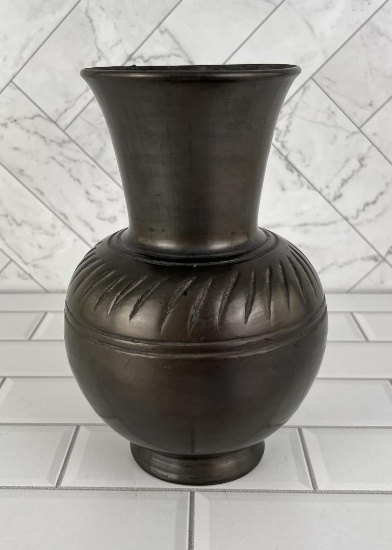 Mexico Lama Oaxaca Black Pottery Vase | Online Auctions | Proxibid