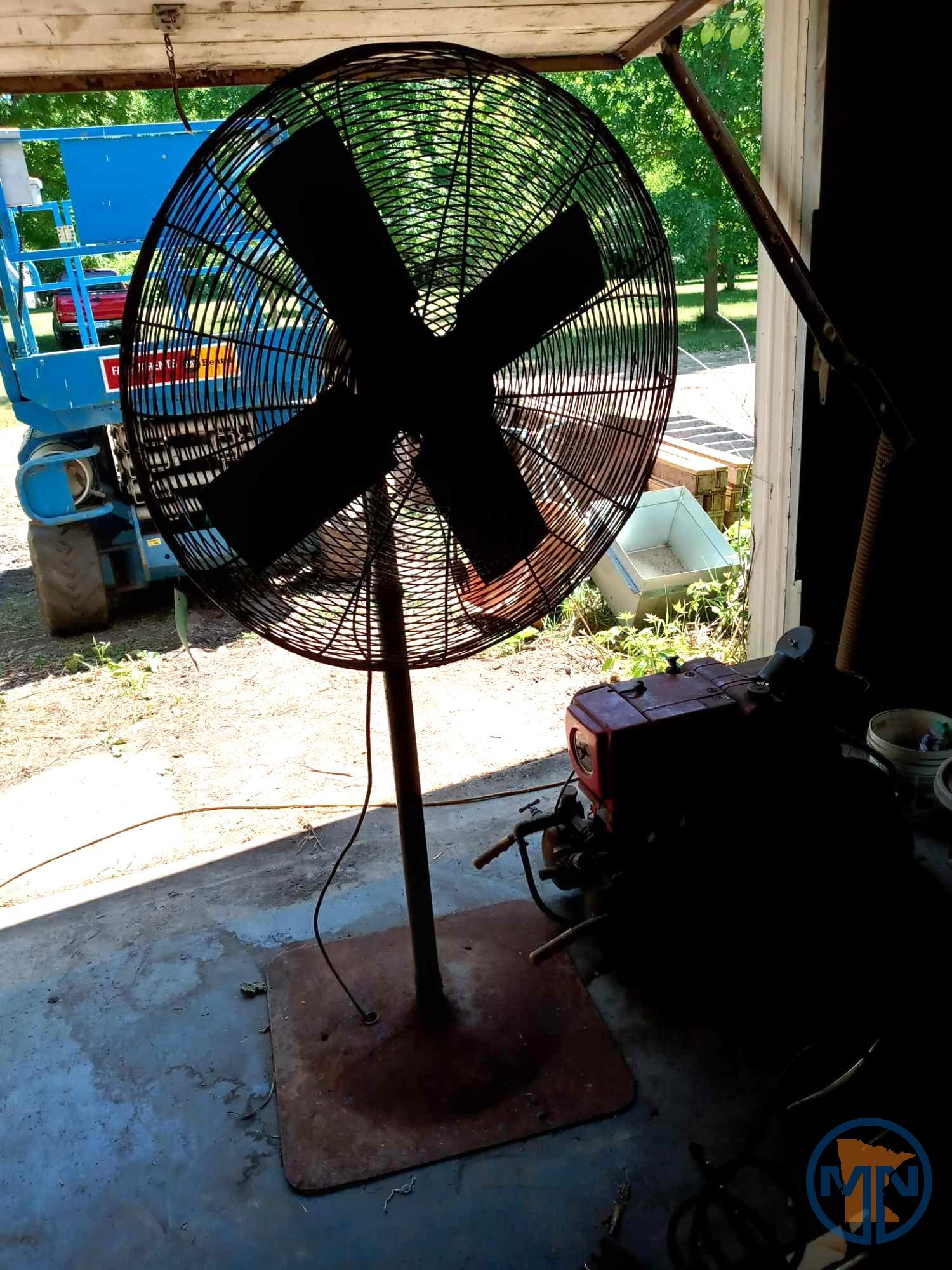 Phil Rich Windmaker Fan Albrecht Auctions | Phil Rich Windmaker