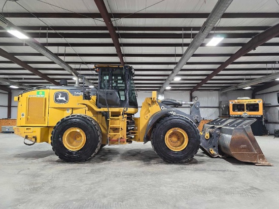 2019 John Deere 744L Wheel Loader | Heavy Construction Equipment ...