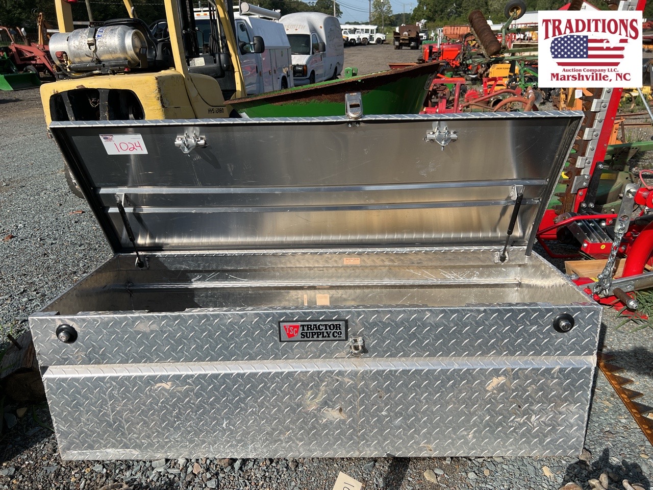 Tool Boxes Tractor Supply Store Catalog Steel Tool Box (765mm Wide)