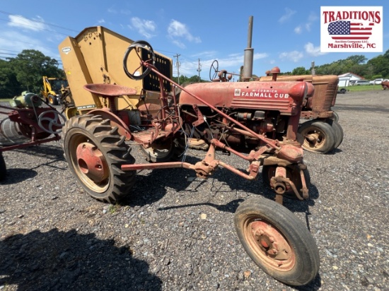 Farmall Cub Tractor | Online Auctions | Proxibid