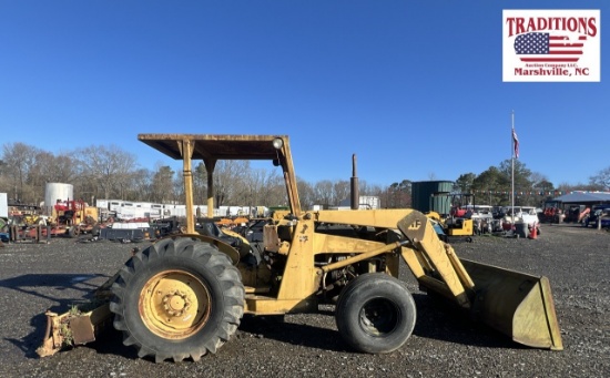 Massey Ferguson 30B Tractor with 32A Loader | Online Auctions | Proxibid