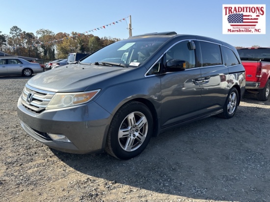 2011 Honda Odyssey Van VIN 1212 | Cars & Vehicles Cars SUV's | Online ...