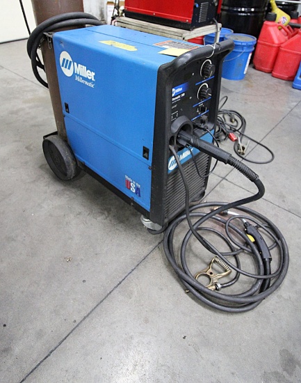 WELDING MACHINE, MILLER MILLERMATIC 300, MDL. 903773, Mfg. 2003, CV/DC ...