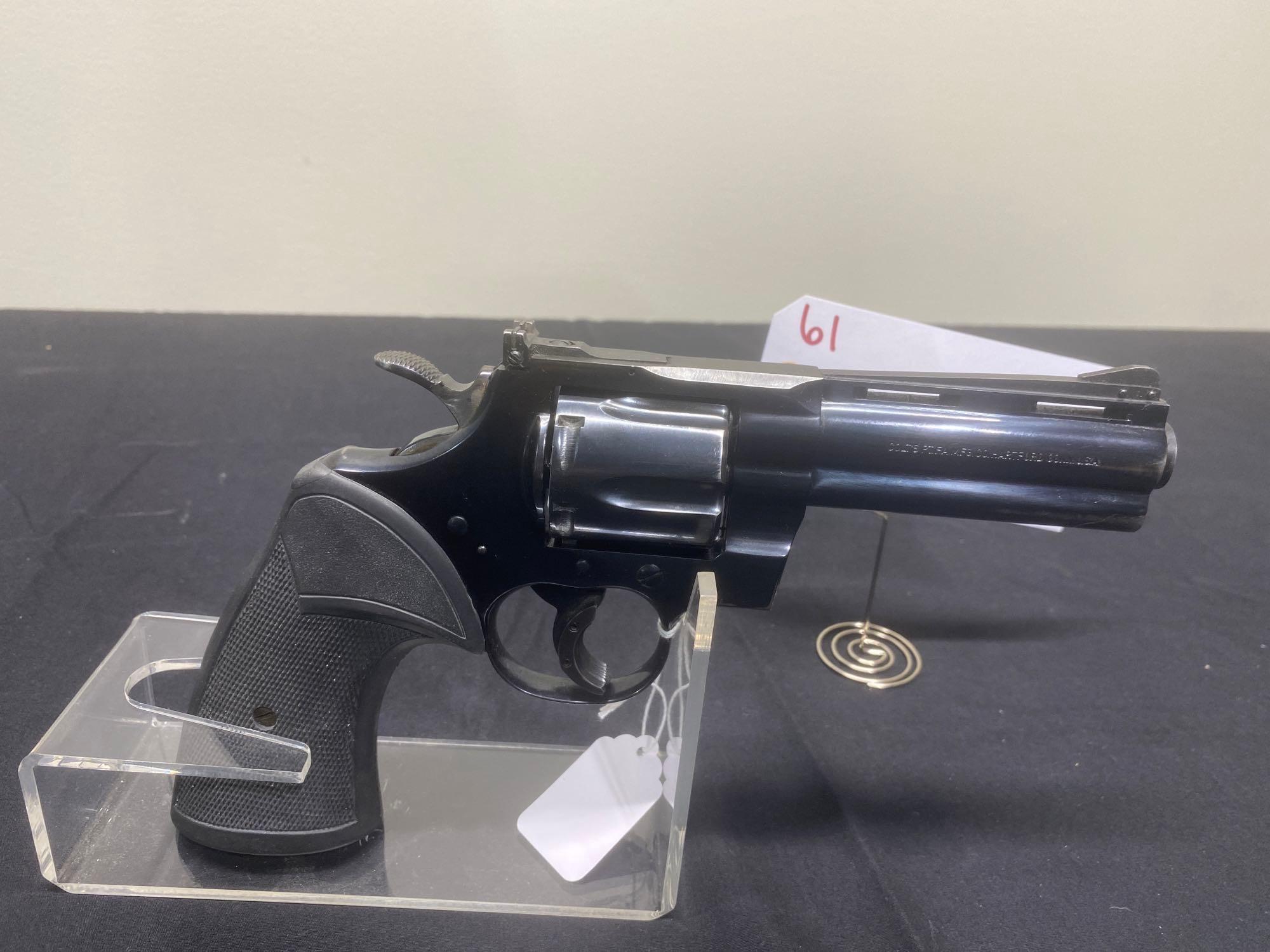 COLT PYTHON 357 MAG 4IN BARREL BLUED MADE IN 1972 | Proxibid