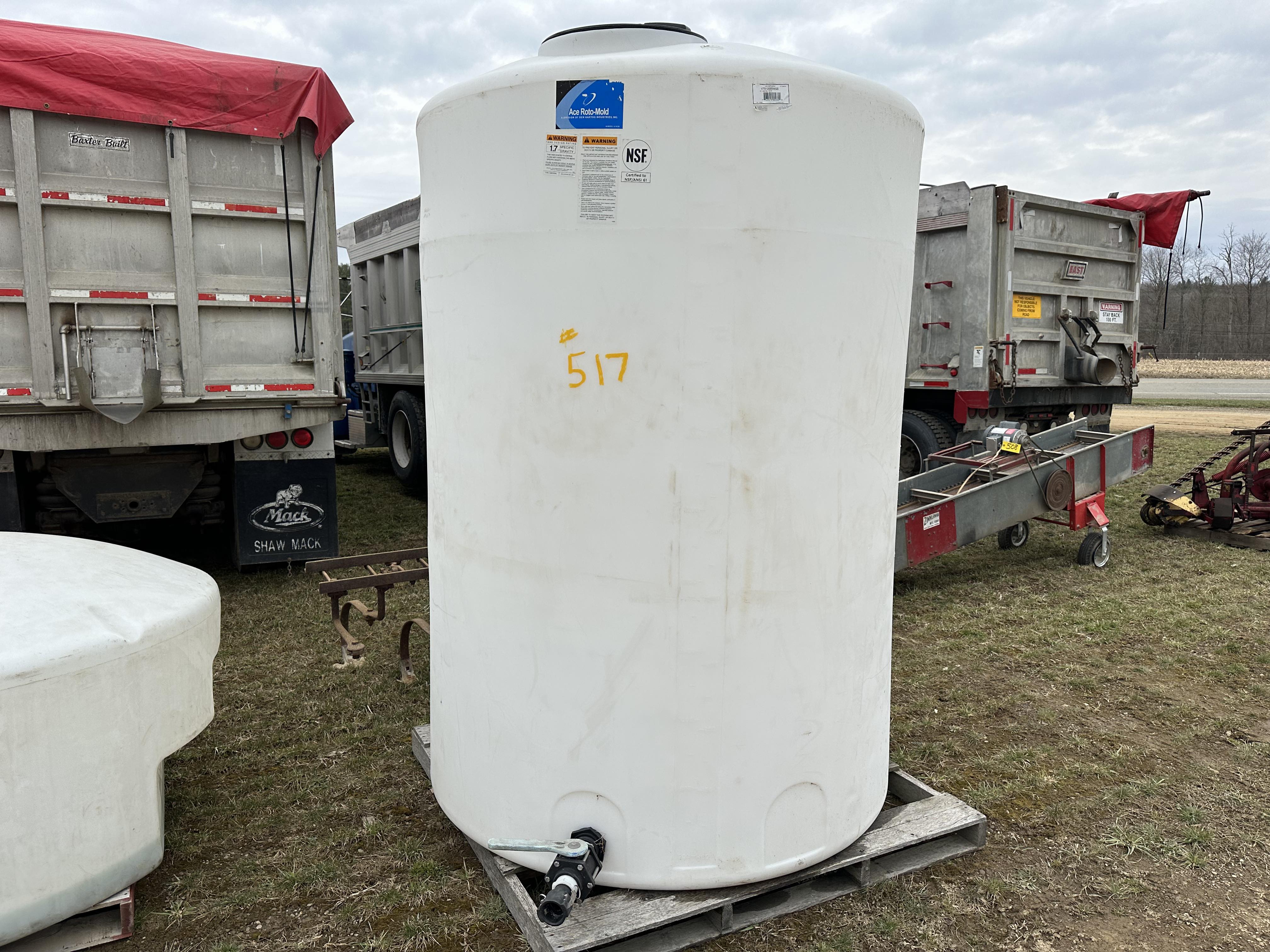 Ace Rotomold 1200 Gallon Liquid Storage Tank | Proxibid